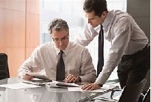 Discover Your Path | Career in Treasury Analyst